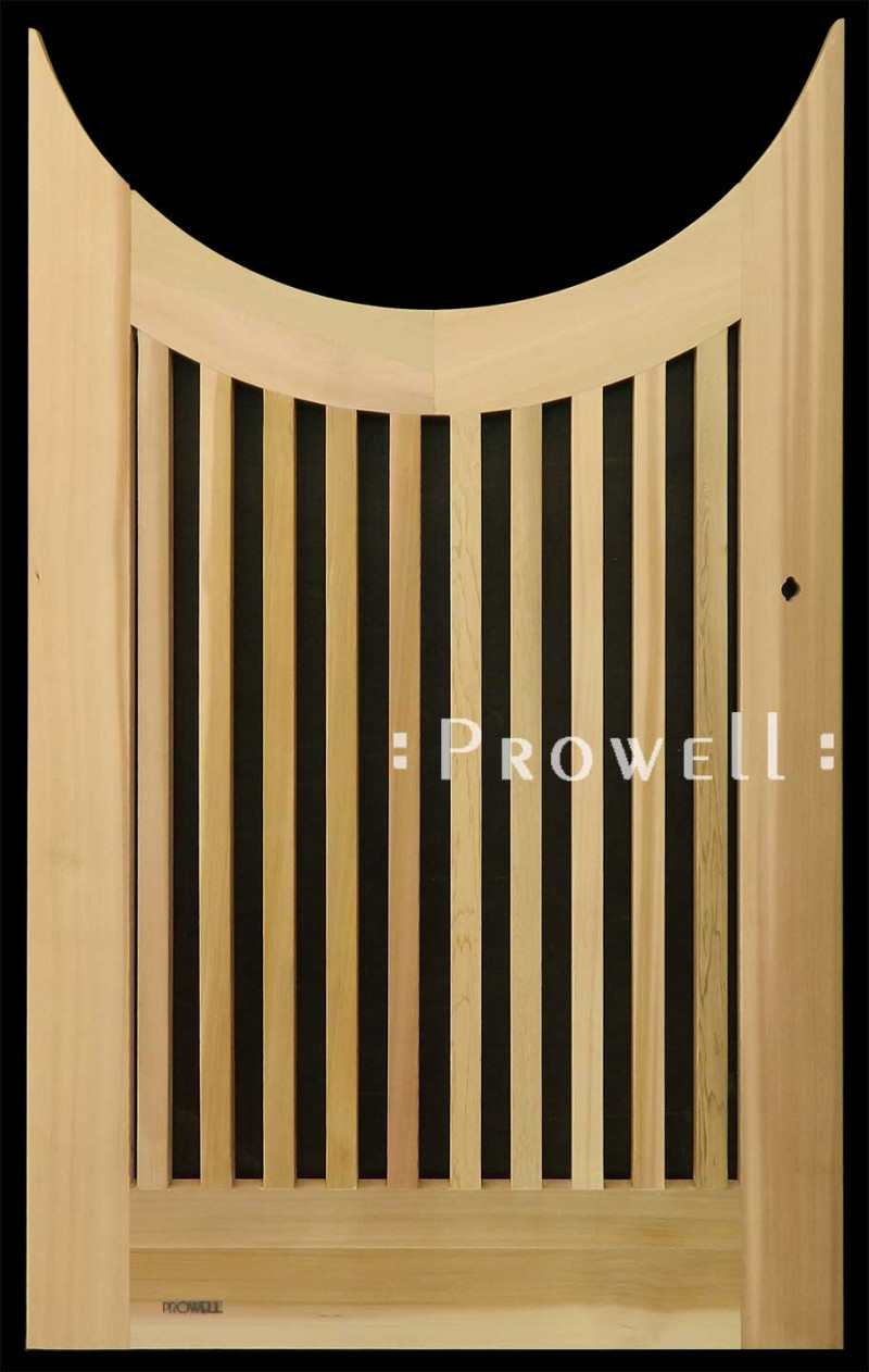 Wood Gate 8, with inverted 180º arch.